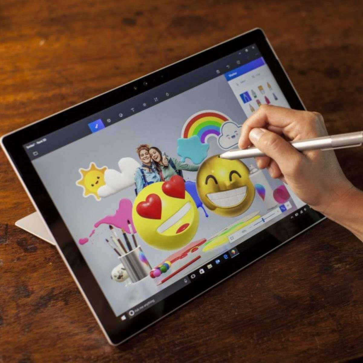¿Cómo desenfocar imágenes en Paint 3D?